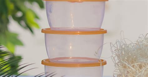 가벼운 보관함 가정 용품 가정 조직 건강한 보관 깔끔한 보관 깨끗한 생활 둥근 용기 둥근 플라스틱 뚜껑 미니멀리스트 디자인 박공 지붕 보존 식기 식사