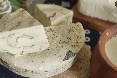 კოსტას ყველი ყველის გზა