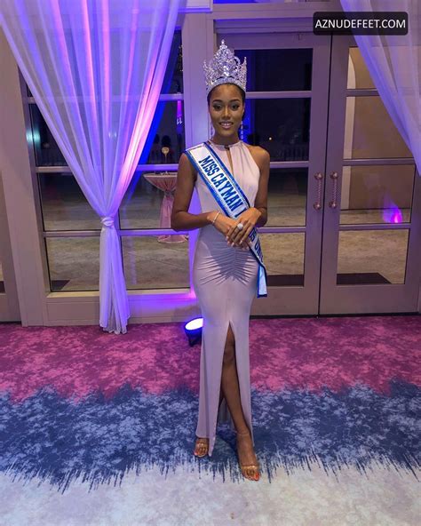 Kadejah Bodden Feet Aznudefeet