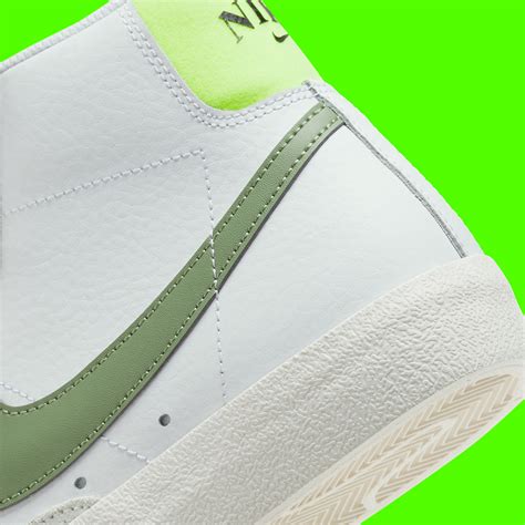 Nike Blazer Mid 77 Whitegreenvolt Fj4740 100