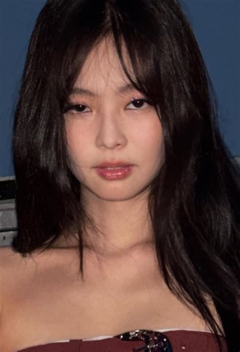 Jennie Raih Rekor Emas Riaa Pecahkan Rekor K Pop Yang Meledak