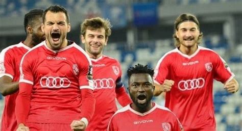 გოლები პირველ წუთებზე 31 ე ტურის სამი მატჩის ამბავი News Ge