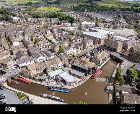 Skipton Town Centre And Leeds Liverpool Canal North Yorkshire
