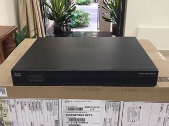 Router Cisco ISR K With X GbE Port NIM SM Slot GB FLASH GB DRAM APM NET VN