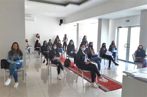 Казанлък инфо Първа среща на претендентките за короната на Царица Роза 2020