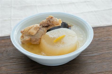 つくれぽ1000｜鶏手羽元と大根のレシピ人気1位～10位を圧力鍋や炊飯器で作る煮物・煮込みからお酢やポン酢を使う卵入りのさっぱり煮・すっぱ煮