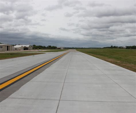 Reconstruct Portion Of Parallel Taxiways Contech Inc