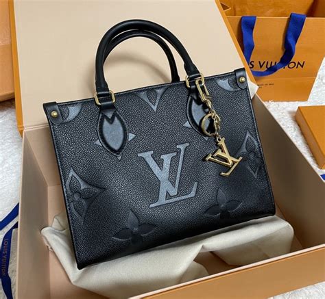 내돈내산 프로포즈선물 루이비통 앙프렝뜨 온더고pm 네이버 블로그