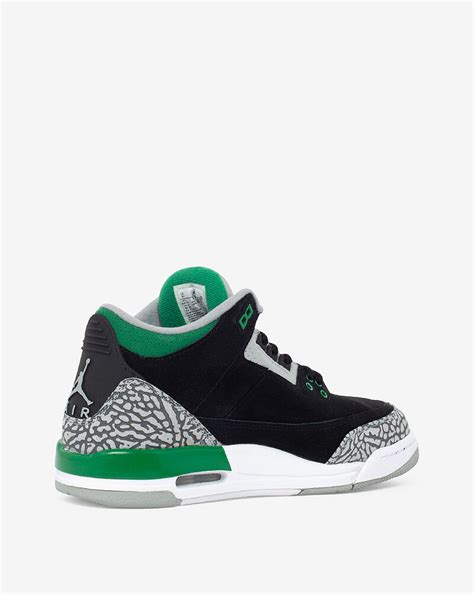 Shop Jordan Grade School Air Jordan 3 398614 030 Black Snipes Usa