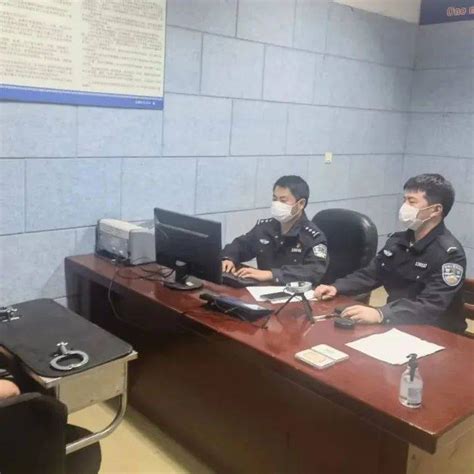 男子拍视频想“火”，结果被姜堰民警抖音刷到张某行为人违法