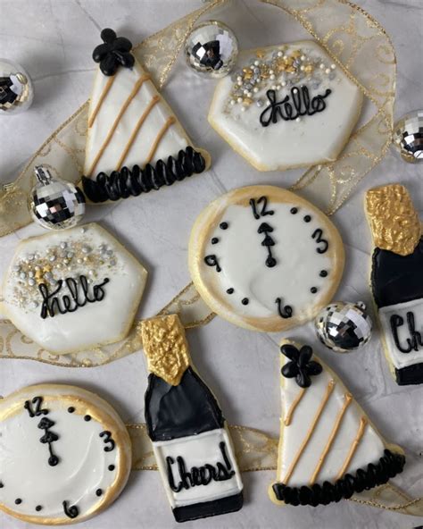 New Years Eve Decorated Cookie Set Duke Bakery Local Bakery Since 1951