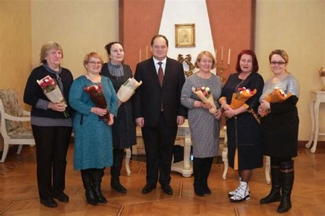 С Днём матери поздравил губернатор ЕАО Ростислав Гольдштейн Live Dv Новости Дальнего Востока