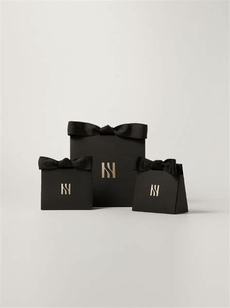 헤라 카카오톡 선물하기 패키지 Jewelry Box Design Branding Design Packaging Fancy