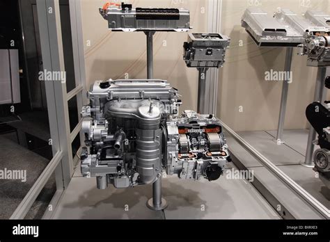 Toyota Hybrid Car Engine Stock Photo Alamy