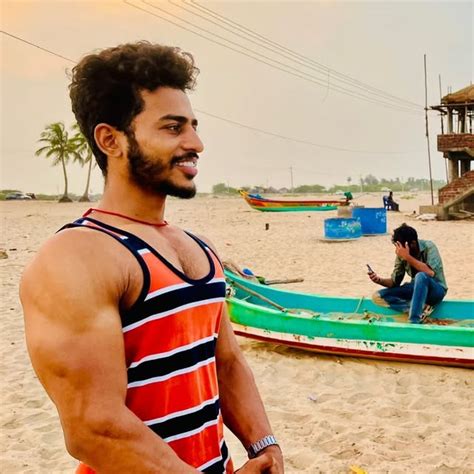 Ritik Singh On Threads