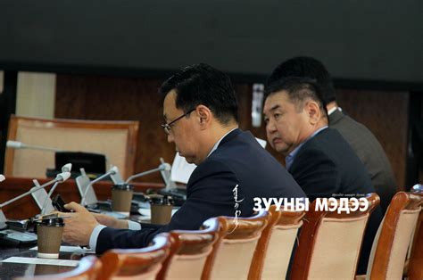 Фото Байгаль орчин хүнс хөдөө аж ахуйн байнгын хороо хуралдав