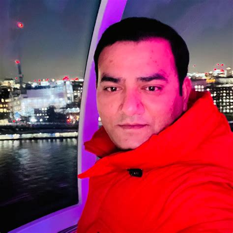 Shoeb Ahmeds Instagram Twitter And Facebook On Idcrawl