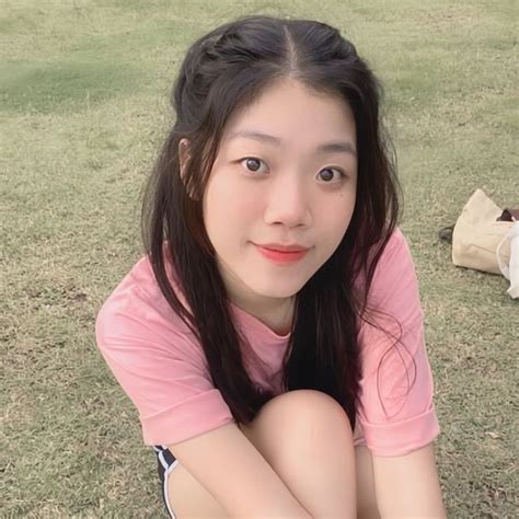 𝑤𝑖𝑛𝑛𝑖𝑒🧸ྀི Yun Enn • Threads Say More