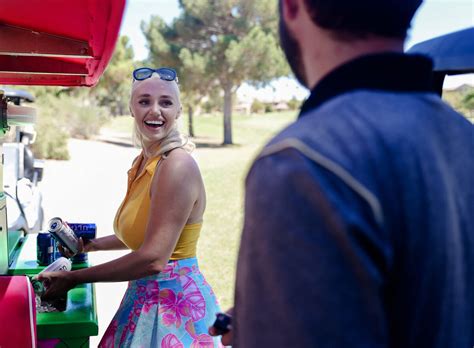 Cass Holland Shows Tiktok What Its Like To Be A Cart Girl In Vegas