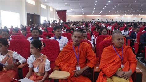 ឯកឧត្តមឧបនាយករដ្ឋមន្ត្រី ហង់ជួន ណារ៉ុន