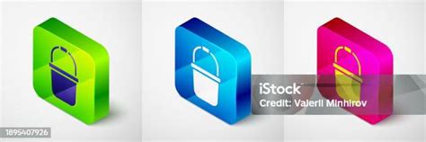 아이소메트릭 사우나 버킷 아이콘은 회색 배경에 분리되어 있다 정사각형 버튼 벡터 3차원 형태에 대한 스톡 벡터 아트 및 기타 이미지 3차원 형태 고풍스런 녹색