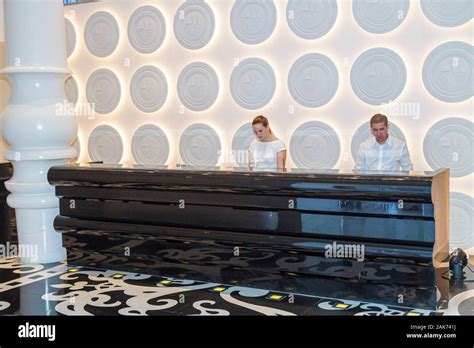 Mondrian South Beach Fotos Und Bildmaterial In Hoher Auflösung Alamy