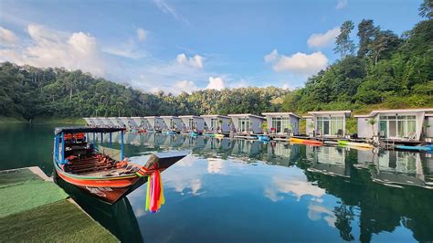Phuphawaree Floating House Cheow Lan Lake Khao Sok Lake Khao Sok