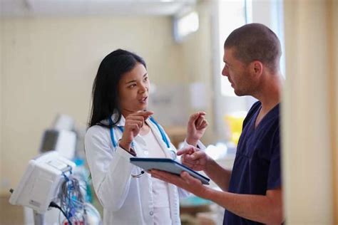 How Much Do Cnas Make