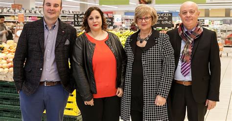 Pressselection Conad Di Cerreto Guidi Al Fianco Delle Famiglie In