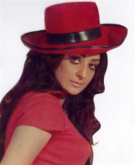 Sairabanu Nehle Pe Dehla Beautiful Christina Vintage Bollywood Indian Actress Pics