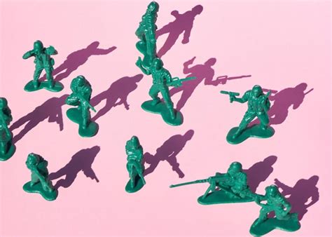 စစ်တွေမြို့ ပတ်လည်မှာ စစ်တပ်က မြေမြှပ်မိုင်းထောင် ရုပ် သံ