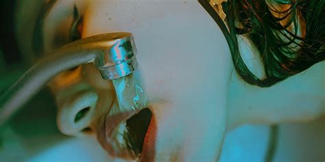 4 Signs Youre Allergic To Semen Expert Advice Hypebae