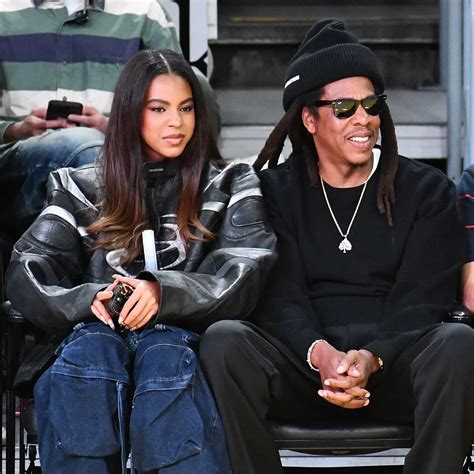 Jay Z Beyoncés Daughters Rumi Blue Ivy Step Out At Super Bowl 2026