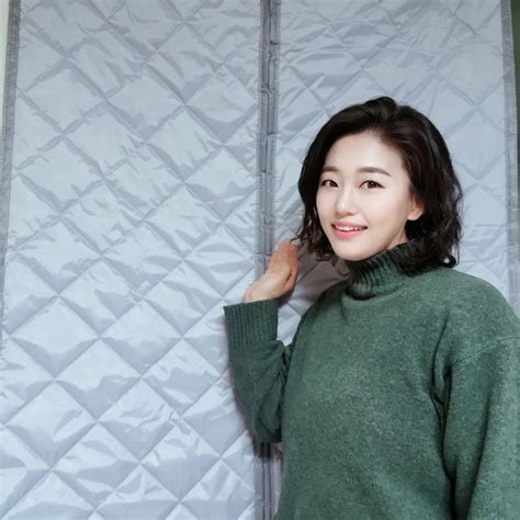 아베끄단미 단미™ 패션👙뷰티💄푸드🍲인테리어 🎁 광고 춥다고 보일러 온도만 계속 올리지 말고 따뜻하고 아늑한 분위기 느낄수 있게 방품커튼 달자 오래된 빌라 틈새로