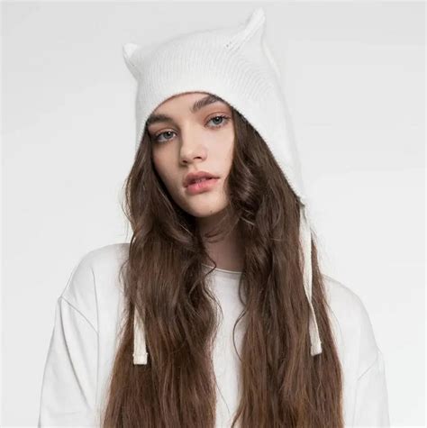 Как правильно носить чепчик с ушками Metro