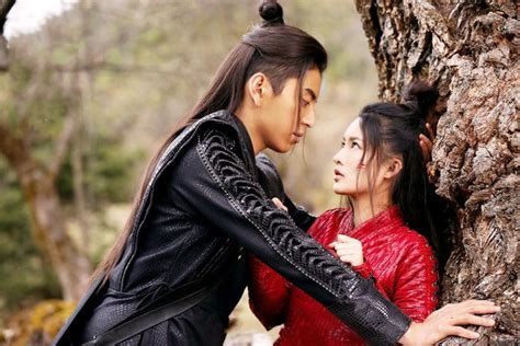 古装电视剧《狼殿下》，李沁饰演女主角马摘星