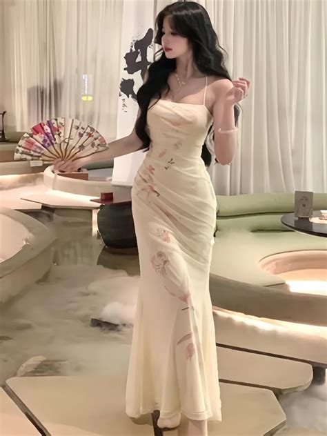 Zarif Seksi Bodycon Mermaid Elbise 2024 Yaz Moda Rg Kay Pist Parti Robe