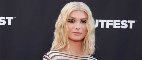 Dylan Mulvaney Reemerges At Lgbtq Festival In Los Angeles The Daily Caller