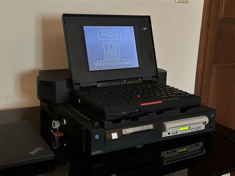 Ibm Thinkpad 360c With An Ibm Docking Station Ii For 8 R Thinkpad