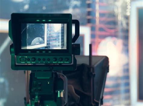 SDR To HDR Conversion DeepVA