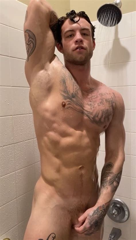 Dustin Mcneer Pic