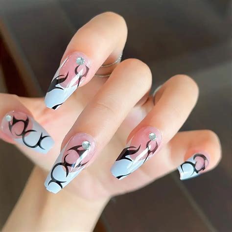 손톱에 누르기 긴 가짜 손톱 블루 프렌치 플레임 디자인 가짜 손톱 길이 풀 커버 아크릴 손톱 여성용 손톱에 Temu