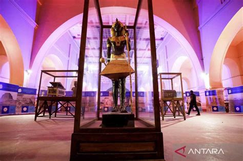 Melihat Koleksi Artefak Kuno Peninggalan Sejarah Di Museum Nasional