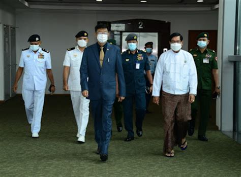 ပြည်ထောင်စုဝန်ကြီး ဗိုလ်ချုပ်ကြီးမြထွန်းဦး ၁၆ ကြိမ်မြောက်အာဆီယံကာကွယ်ရေးဝန်ကြီးများအစည်းအဝေးန