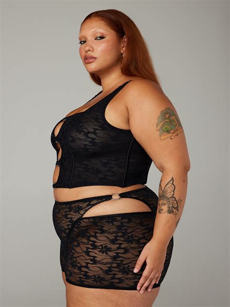 Link Up Lace Corset In Black Savage X Fenty