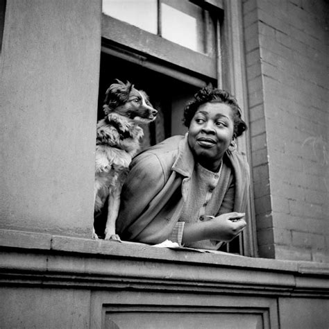 Photos Of Harlem In 1943 By The Iconic Photographer Gordon Parks