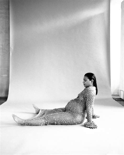 The Boldest Maternity Shoot Ever Radhika Apte Stuns