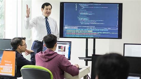 Prospek Kerja Teknik Informatika Coding Jalan Ninja
