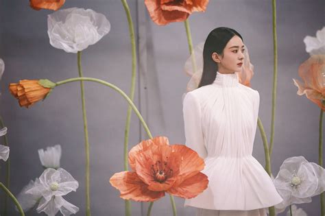 赵丽颖x《时装》杂志 十二月刊封面人物 花 堆糖，美图壁纸兴趣社区