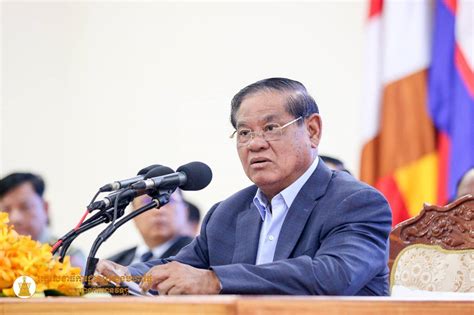 សម្ដេចក្រឡាហោម ស ខេង ណែនាំដល់អាជ្ញាធរត្រូវមានឆន្ទៈខ្ពស់ ក្នុងការទប់ស្កាត់ បង្រ្កាបគ្រឿងញៀន